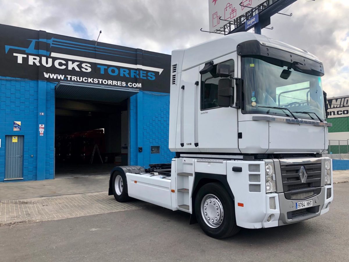 TrucksTorres | RENAULT MAGNUM 520DXI RETARDER